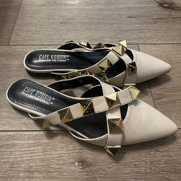 Cape Robbin | Shoes | Cape Robbin Off White Wgold Studded Mules | Poshmark